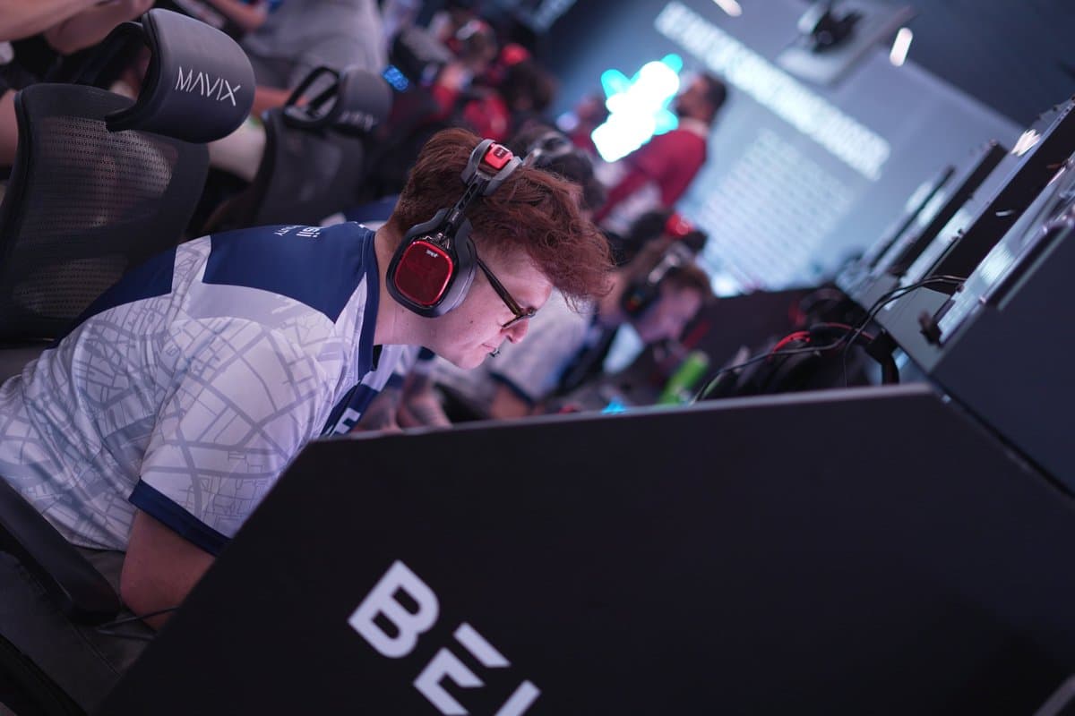 Fisher College | Stay Plugged In