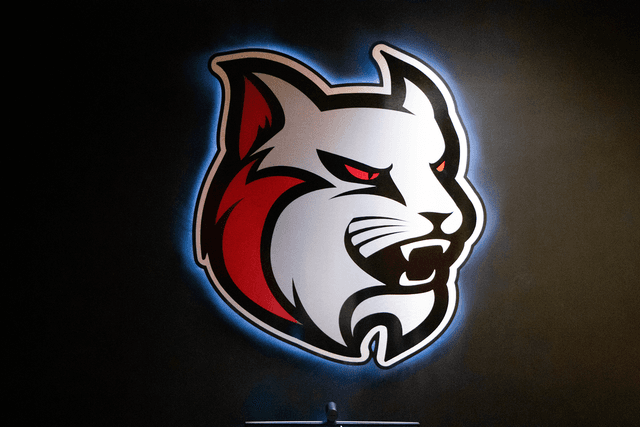 Anna Maria College | Stay Plugged In